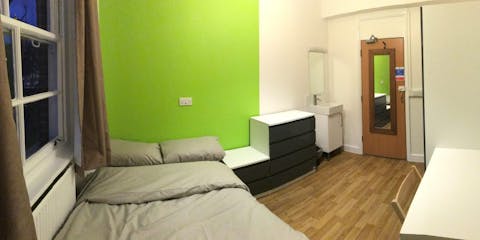 Book Bowden Court Student Accommodation in London for 2024/25 | UniAcco