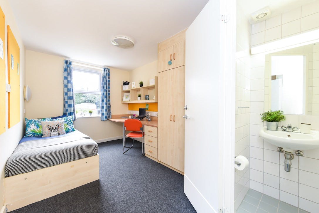 Myrtle Court | Liverpool | UniAcco