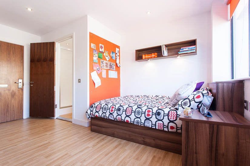 King Square Studios | Bristol | UniAcco