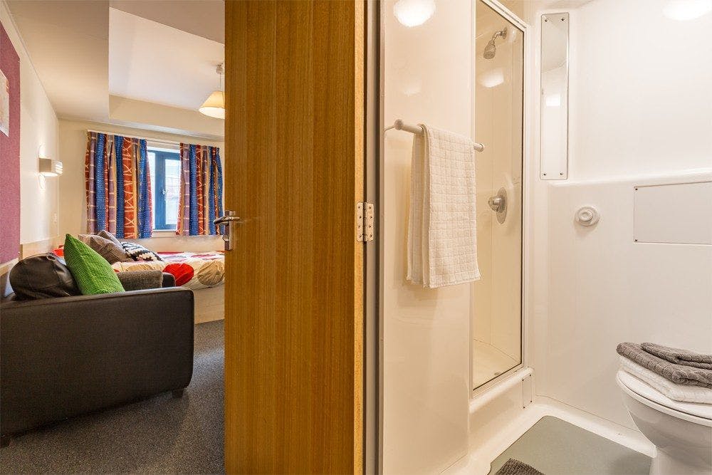 St Thomas Court | Plymouth | UniAcco